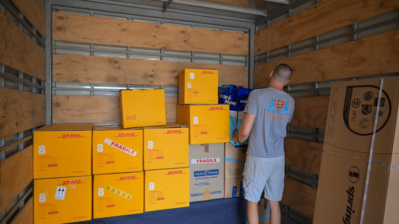 Furniture Removalists from Gold Coast to Sydney | At $150 / hour